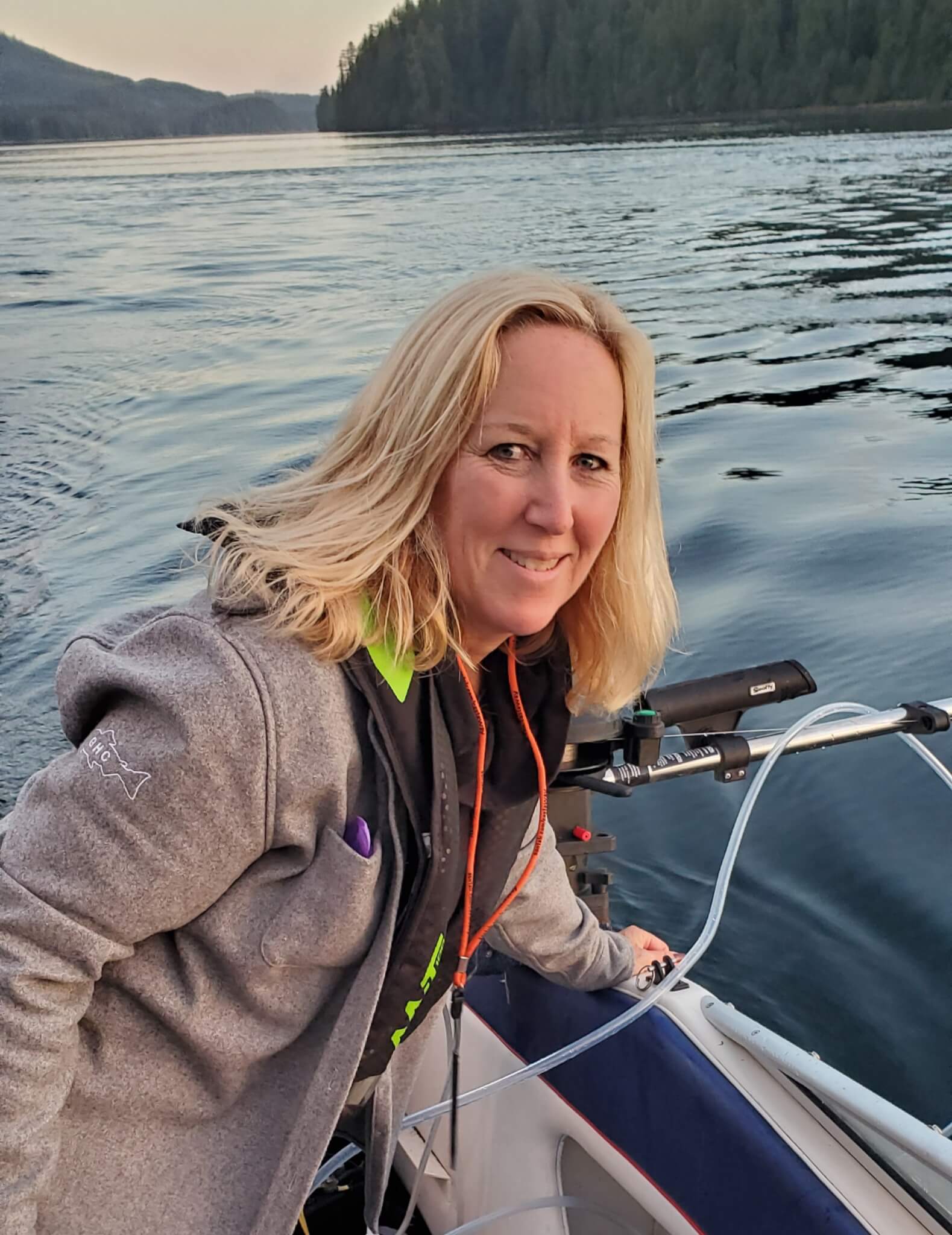 New tools help deliver insights into fish health | Pacific Salmon ...